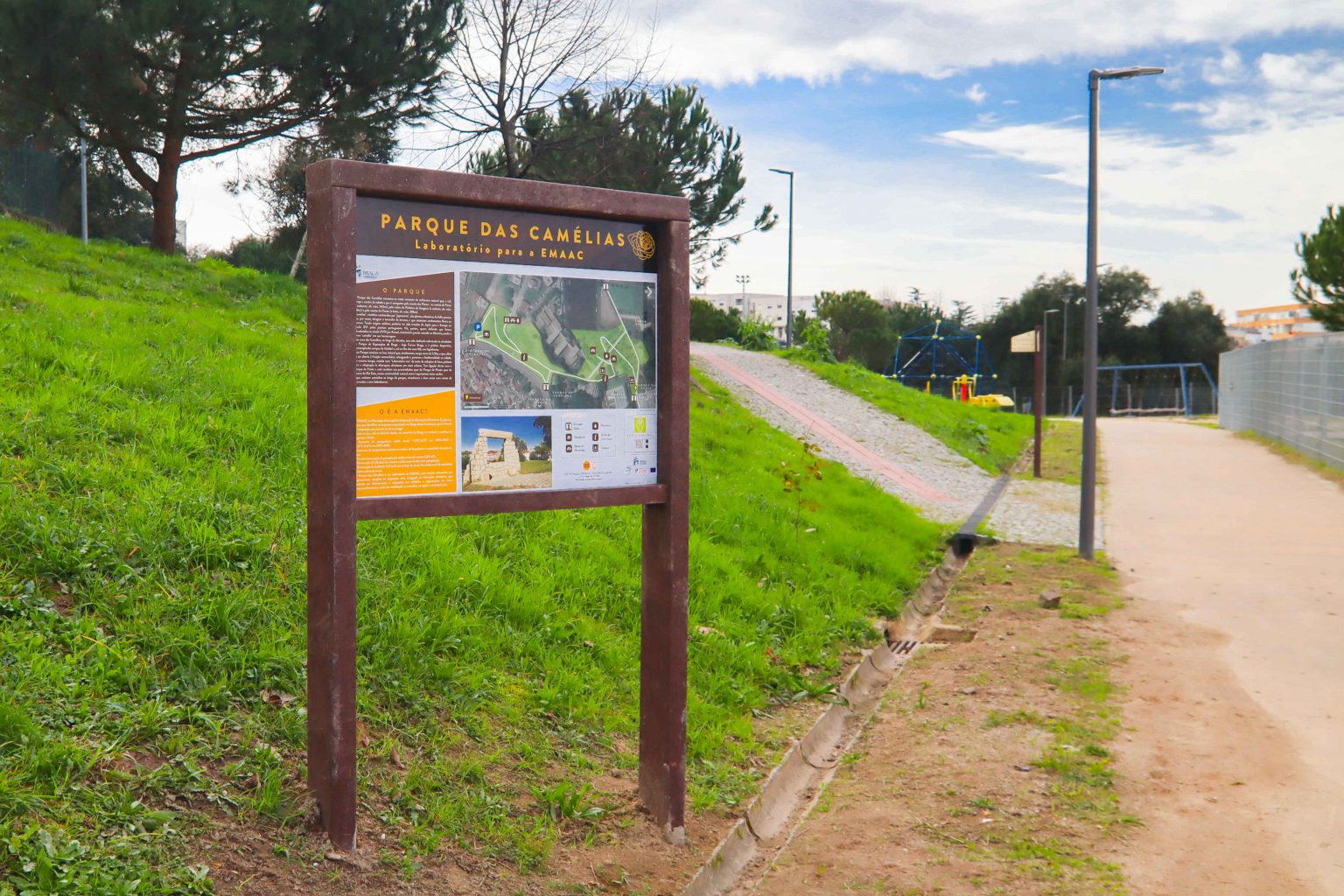 Painéis Informativos - iTINERIS