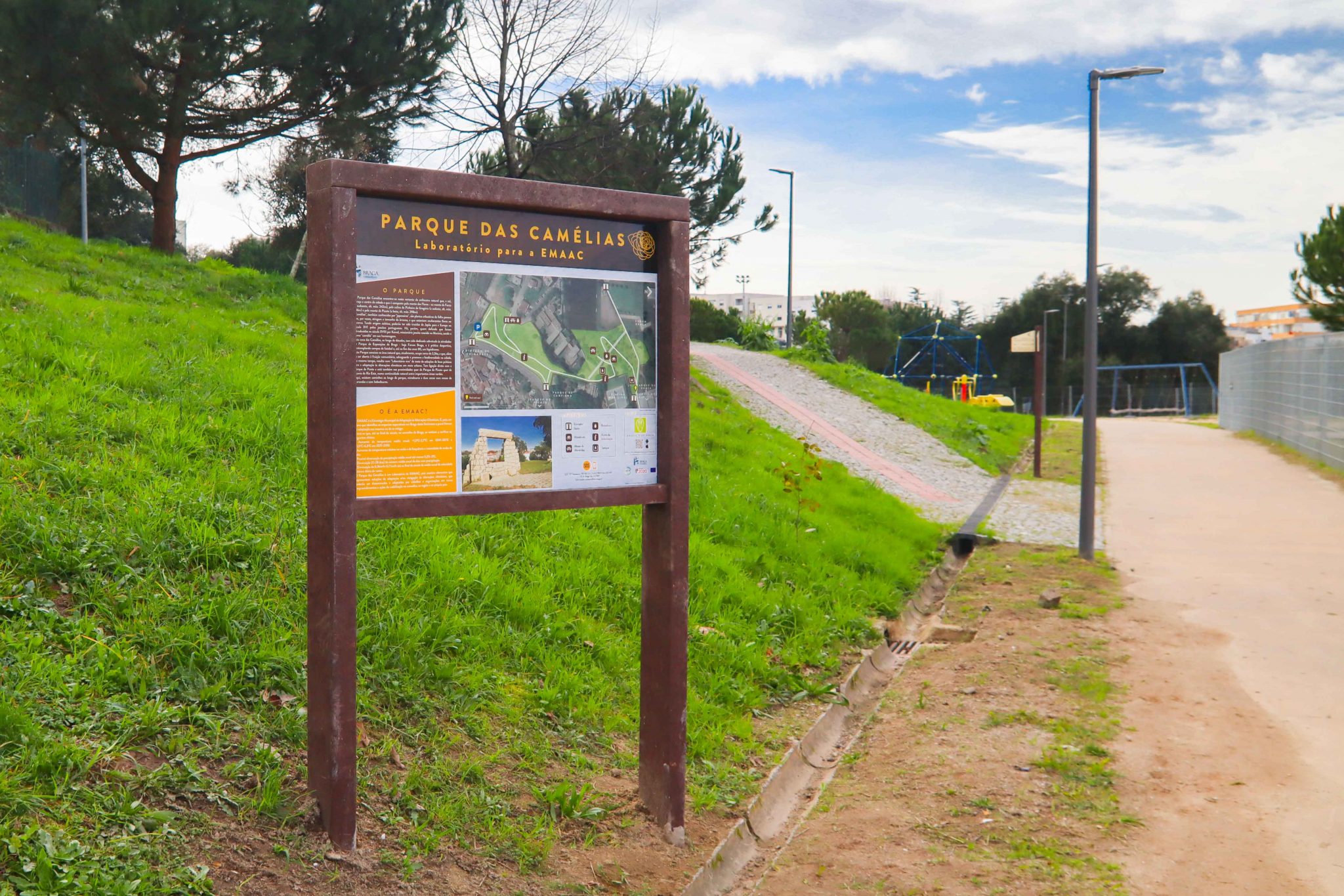 Painéis Informativos - iTINERIS